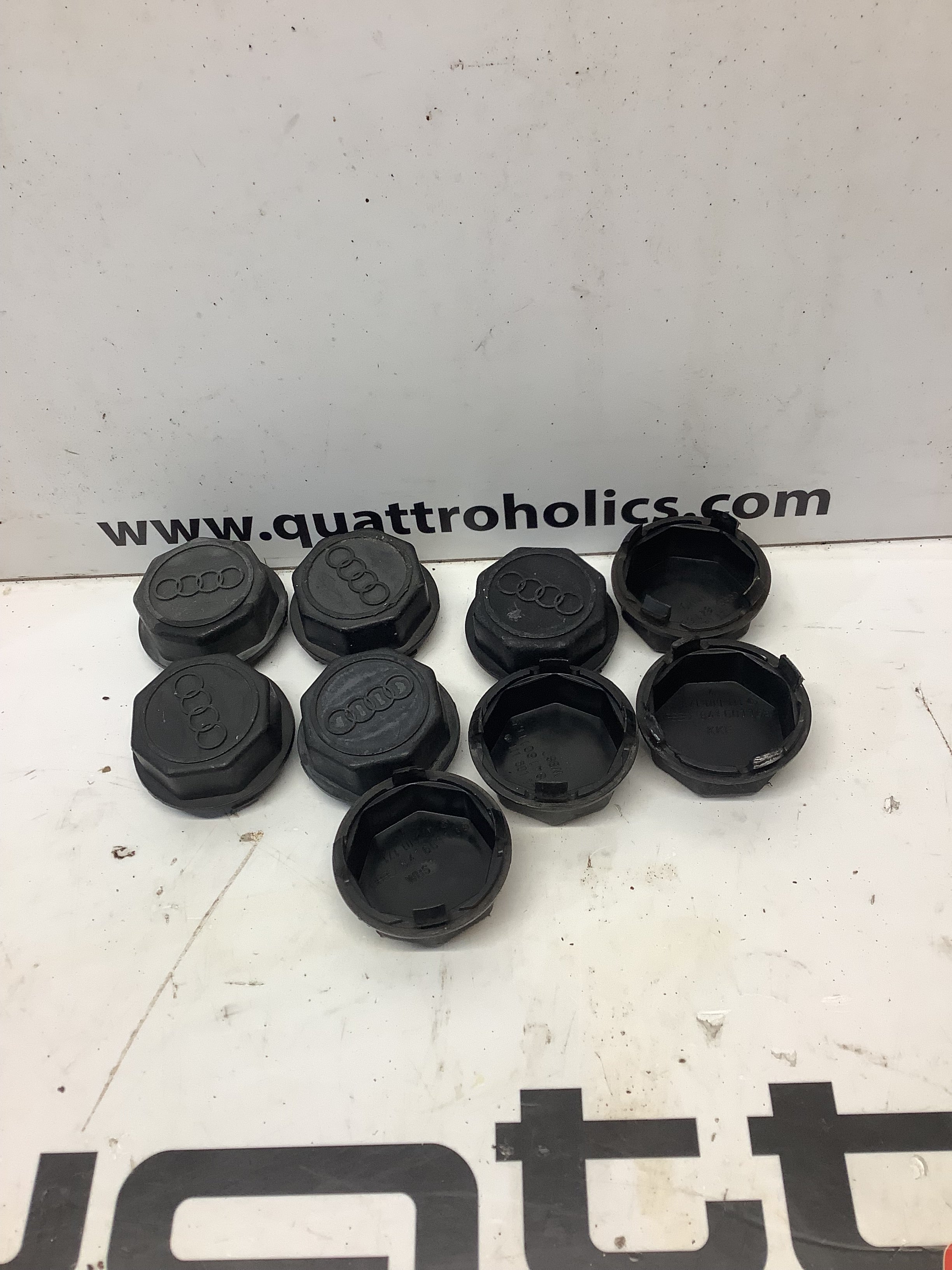 Wheel Cap 841601165 – Quattroholics