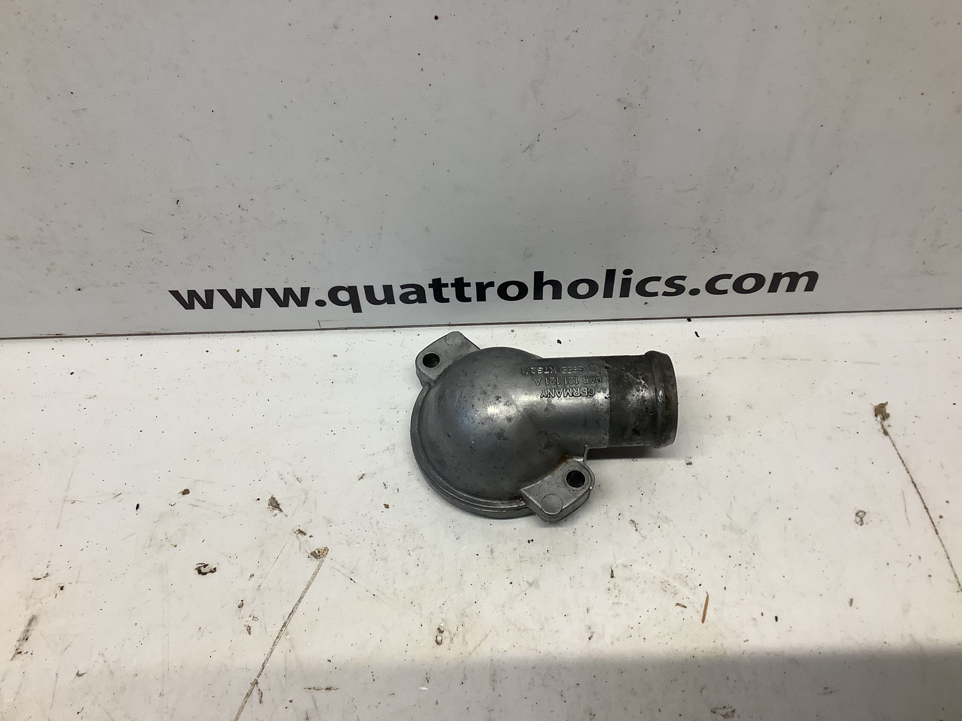Thermostat Cover Housing 035121121A C3 – Quattroholics