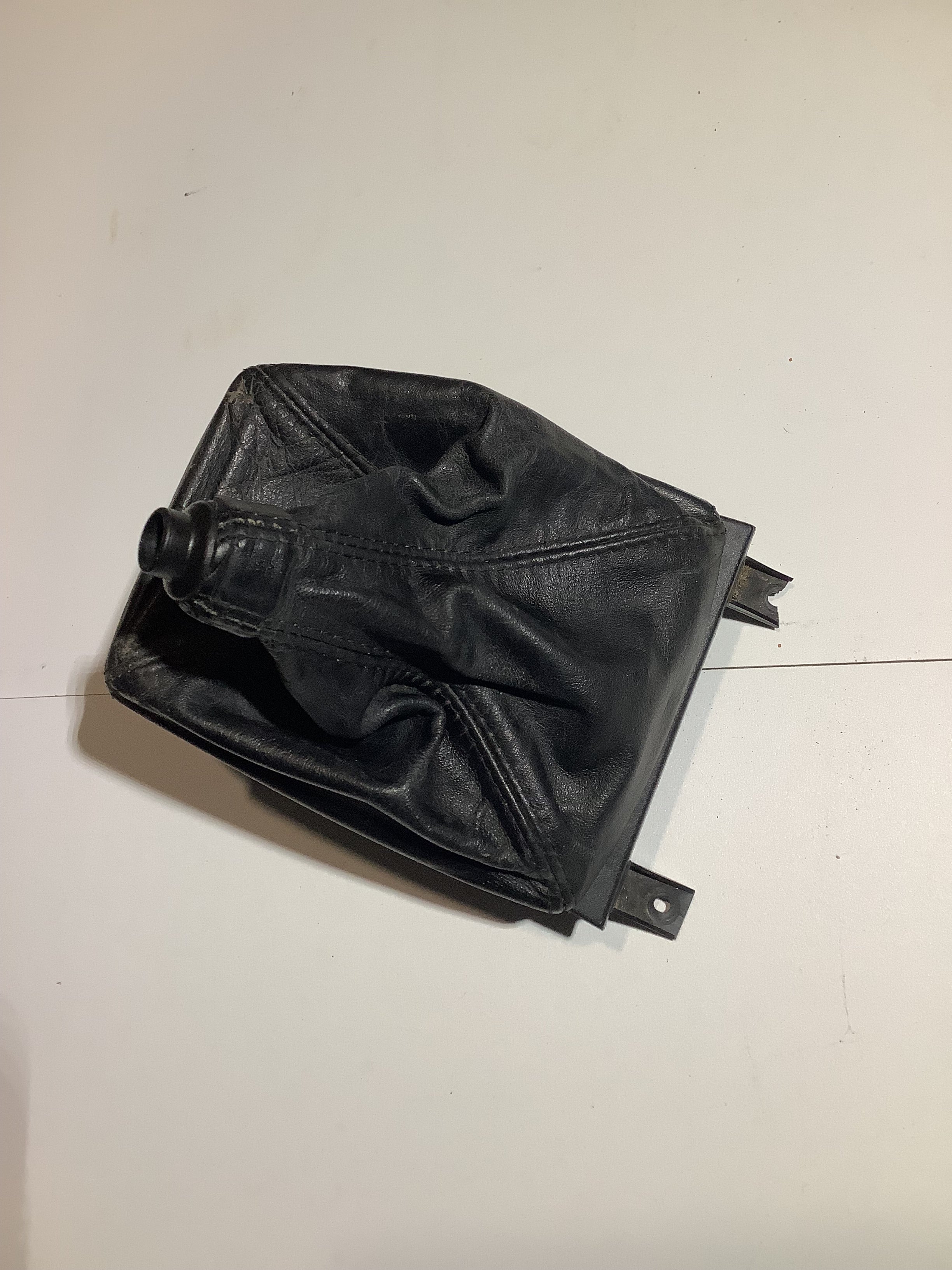 Shifter Boot/Frame Black 811863279 – Quattroholics