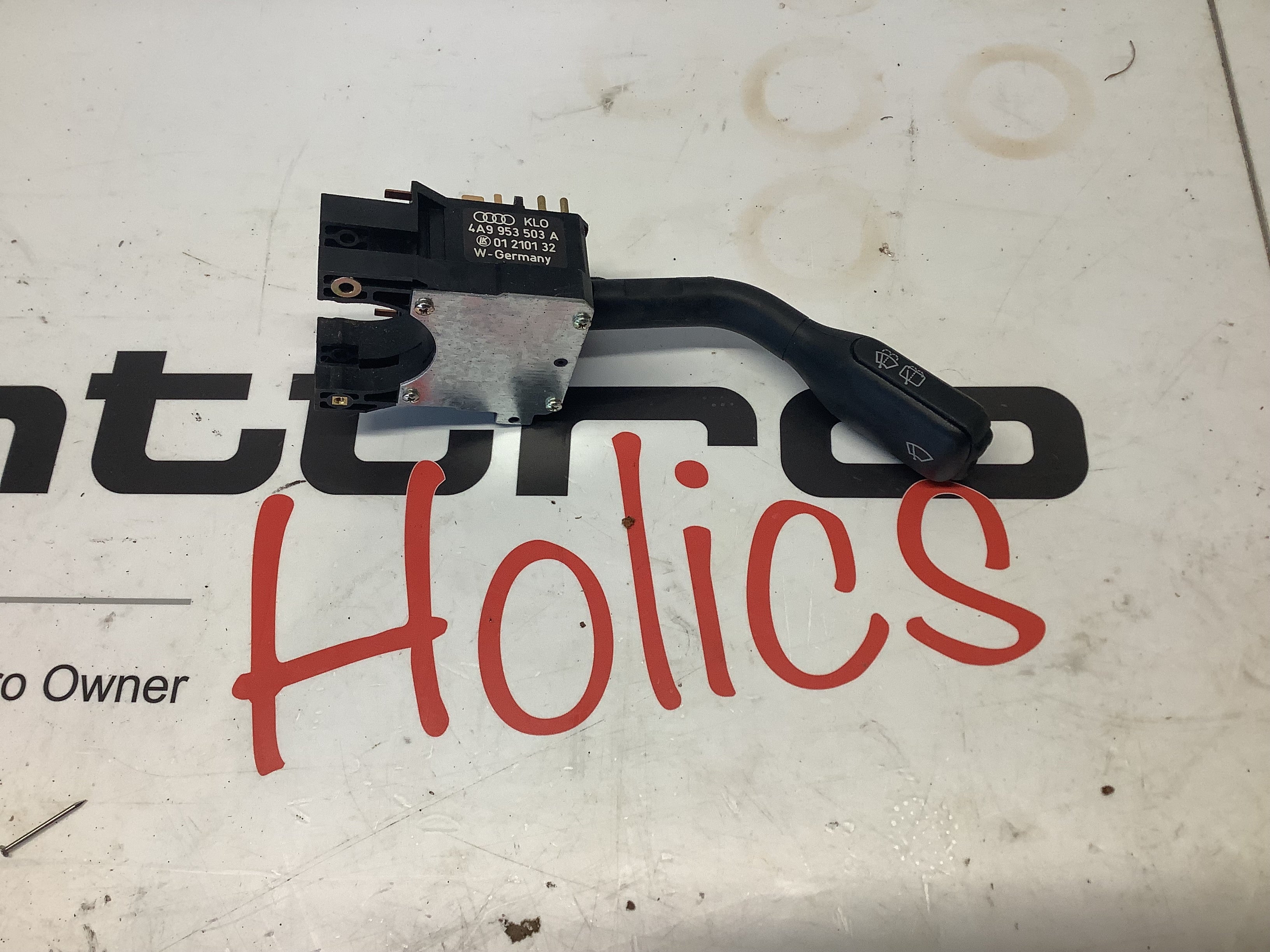 Wiper Control Stalk 4A0953503A NOS – Quattroholics