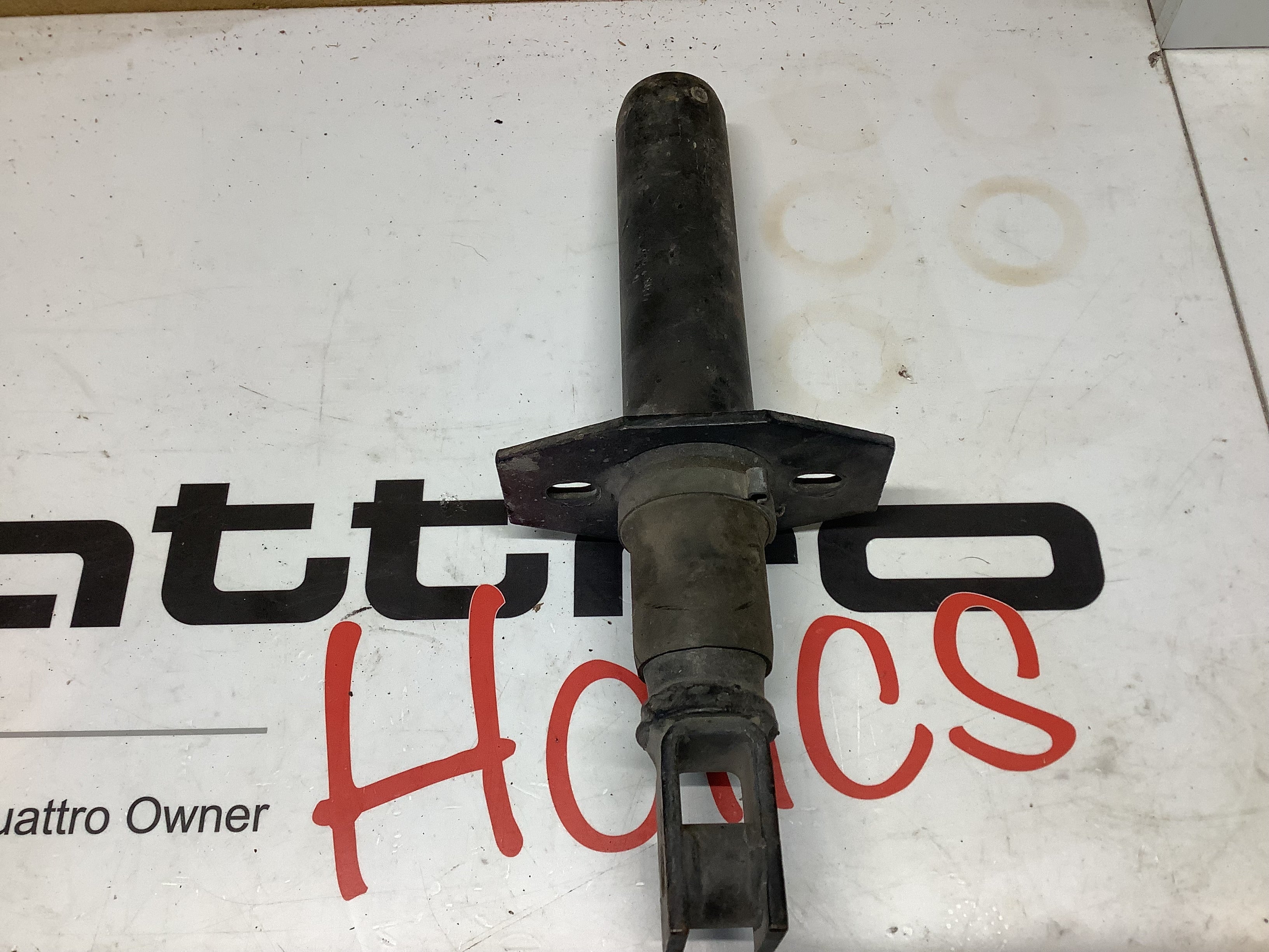 Front Bumper Shock 443807272D – Quattroholics
