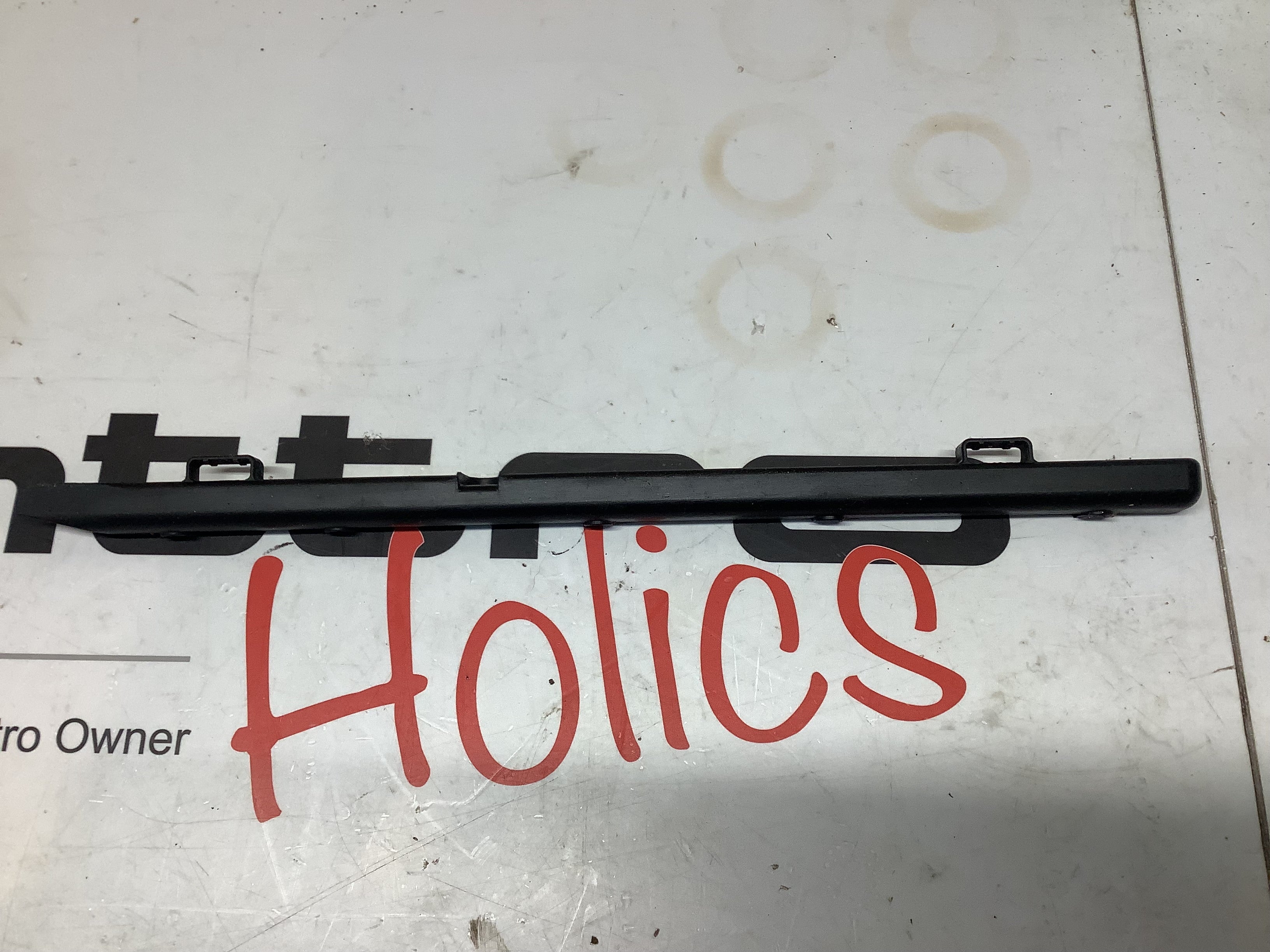 Fuel Injector Cover 857971824 – Quattroholics