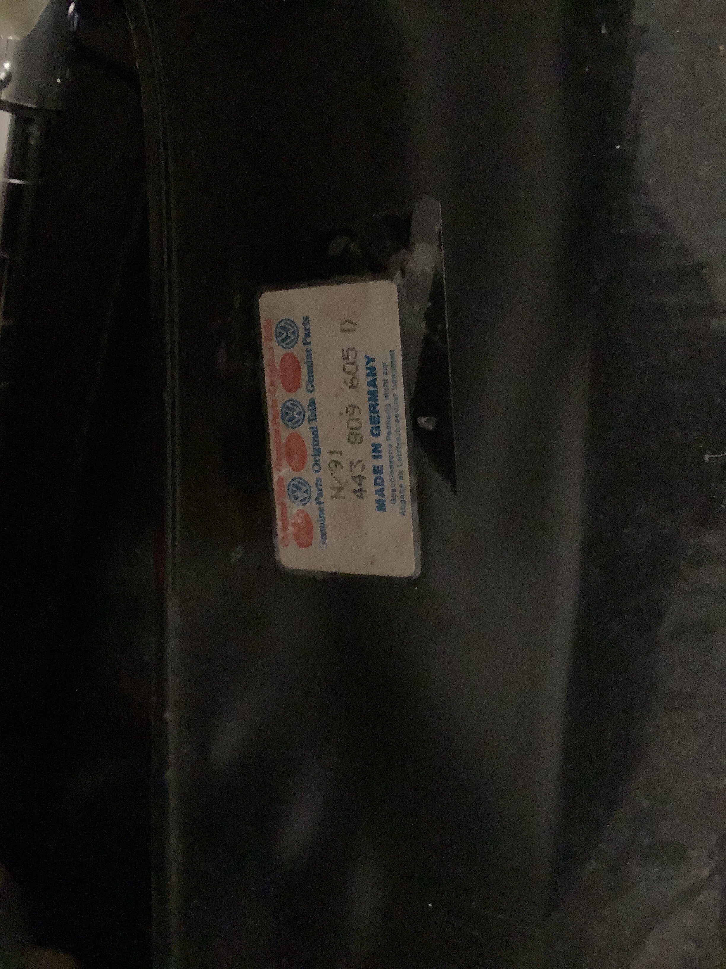 Driver Quarter Panel 443809605D NOS – Quattroholics