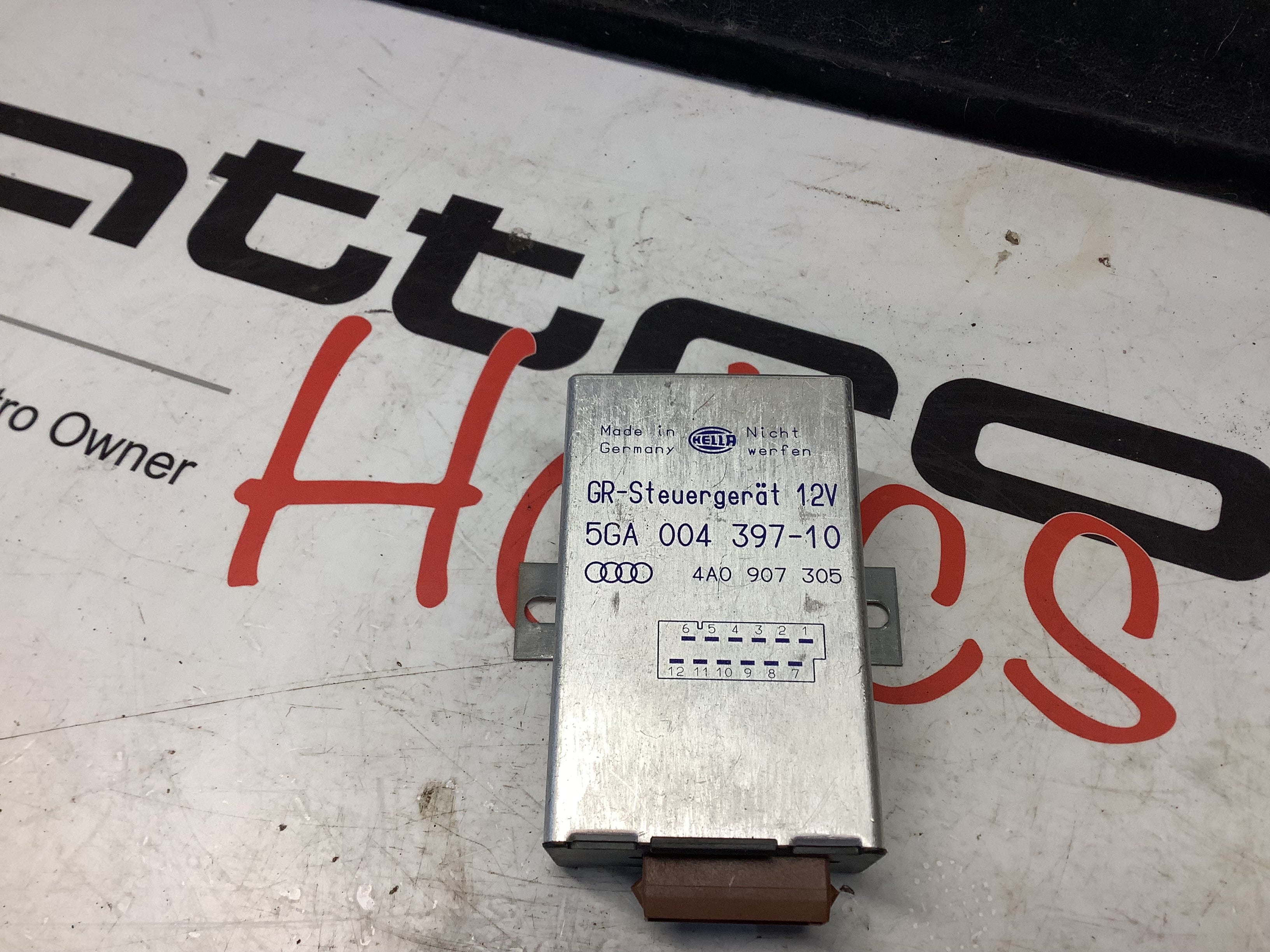 Cruise Control Module 4A0907305 Hella – Quattroholics