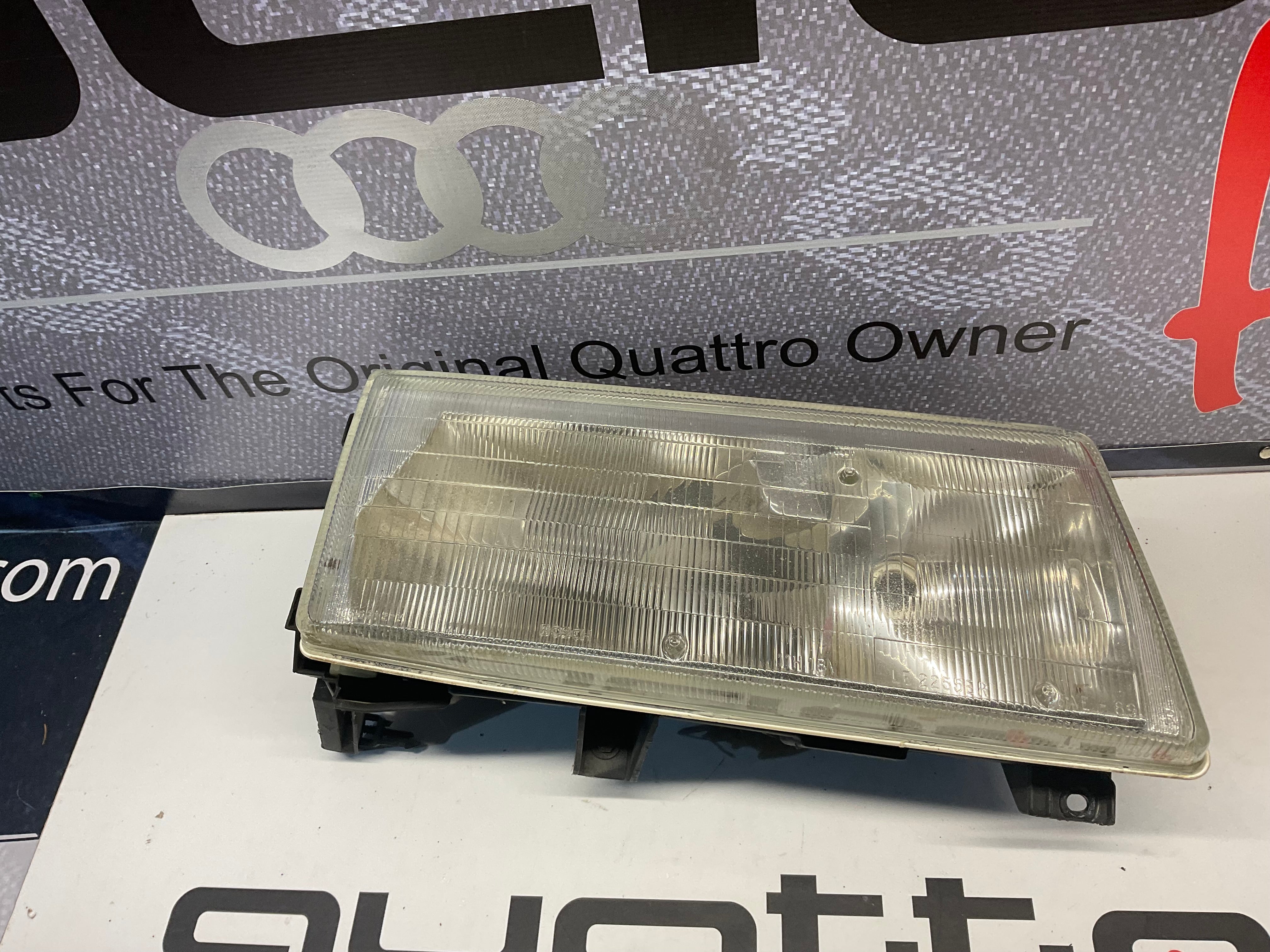 Passenger Headlight Complete Right 441941106 D1 V8 Quattro Bosch ...