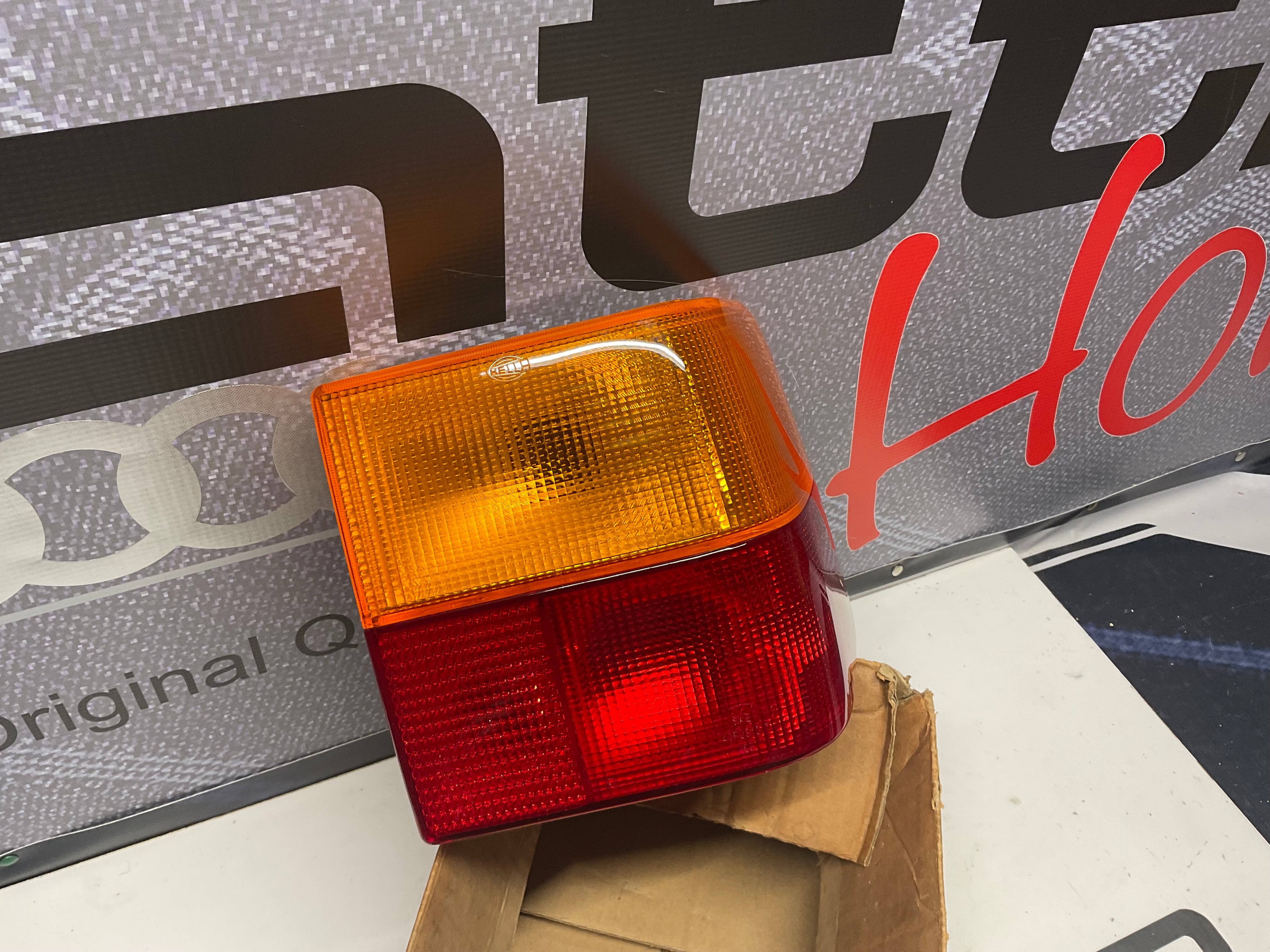Passenger Taillight Right NOS 445945218A Hella B2 C3 – Quattroholics