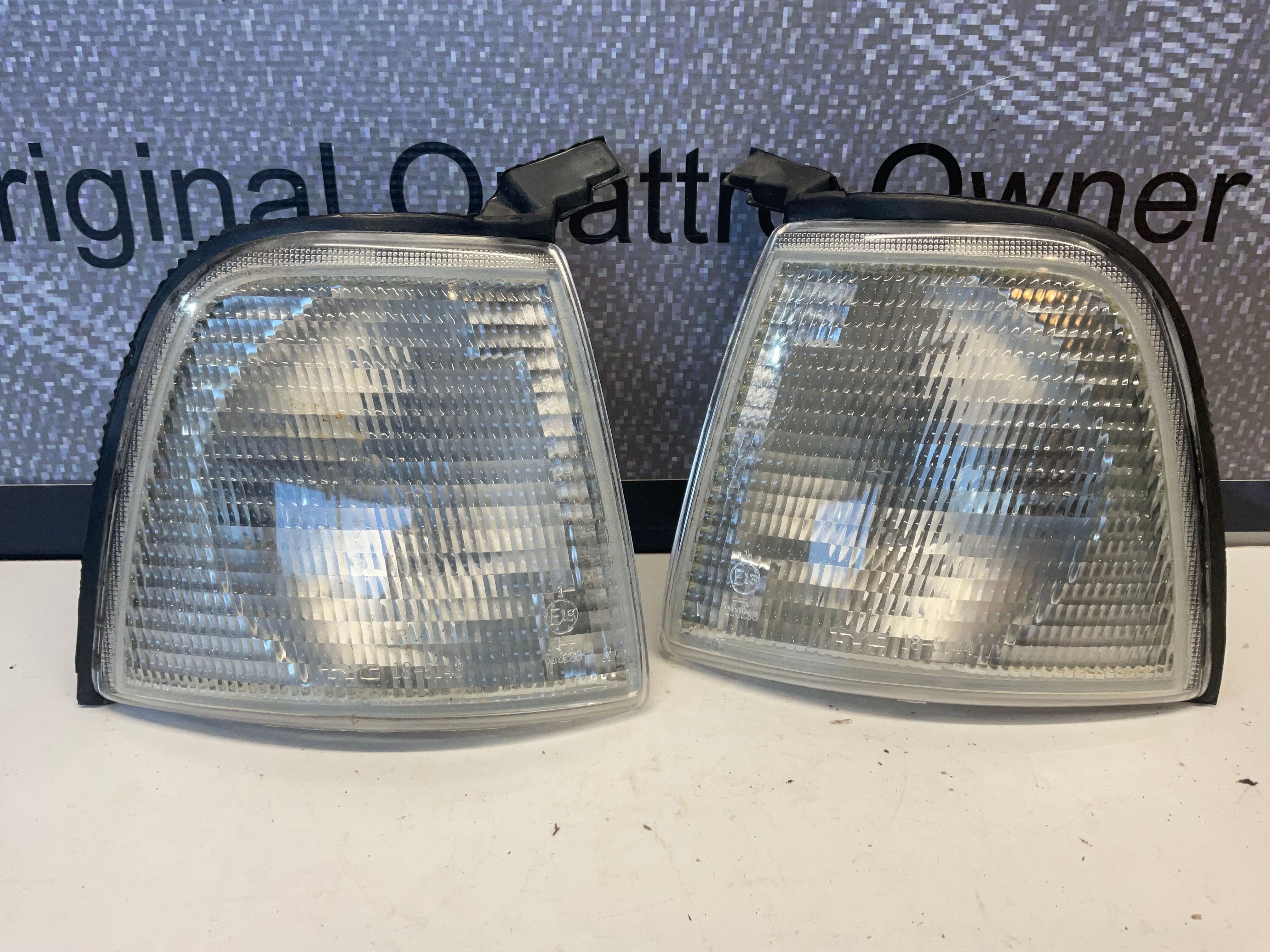 Front Corner Markers Clear Euro NEW 893941625 893941626 B3 – Quattroholics