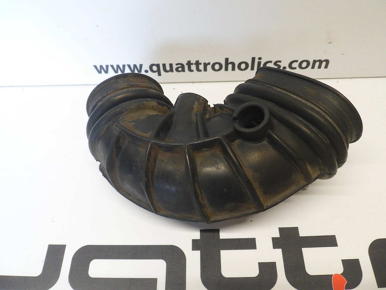 Air Intake Throttle Body Boot Hose 054133357A 20V(7A) – Quattroholics